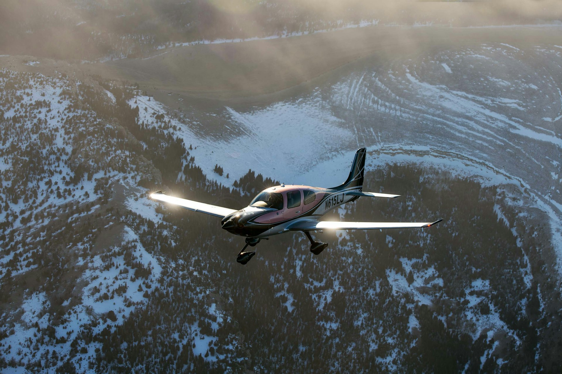 Cirrus SR22T - safest airplane in its class
